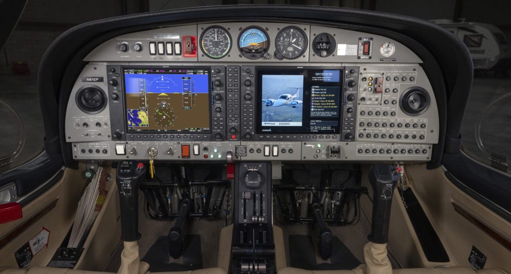 Diamond DA42 Fleet for Multi-Engine Training | Flight Stars, LLC